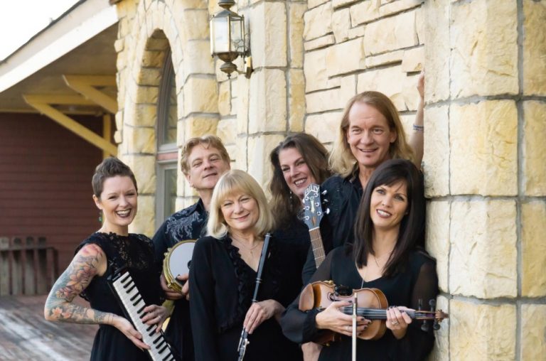 SimpleGifts with Billy McLaughlin: A Small Town Christmas - kulcher.org